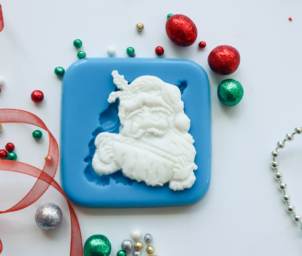 Santa Face – Bas-Relief Mould – The Blanc Canvas